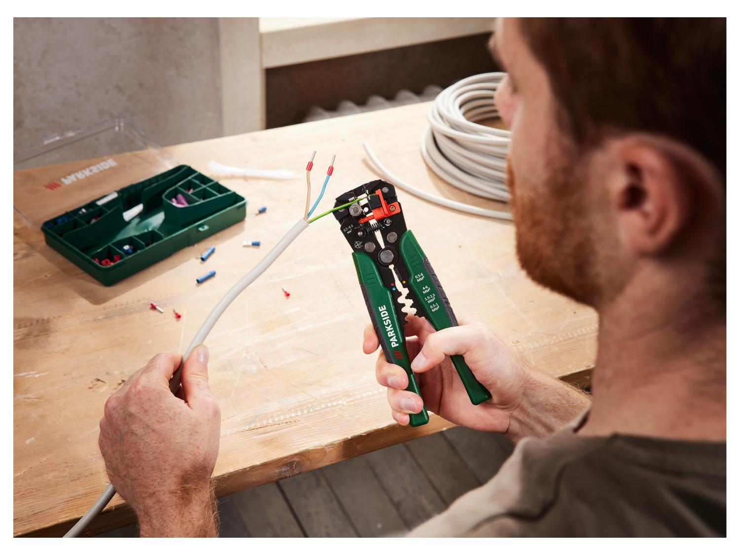 Pince à sertir avec accessoires PCZS 231 C2 | LIDL